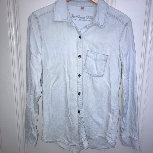 Bullhead Black | Tops | Light Wash Shirt Chambray Denim Button Down ...